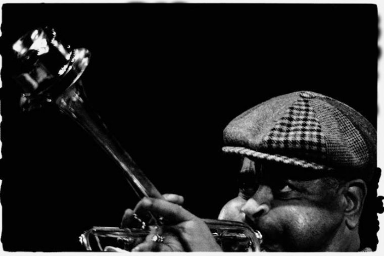 Lampi di jazz. Le fotografie di Codazzi al Metropolis | 24Emilia