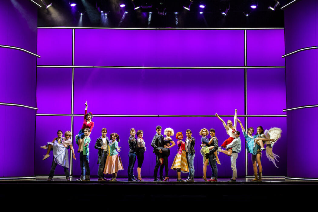 Sul palco del Valli Grease Il Musical | 24Emilia
