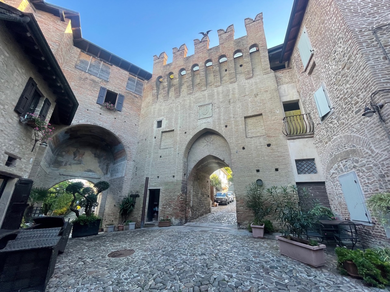 Giornate Fai nel Reggiano: a Villa Magawly e borgo antico di ...