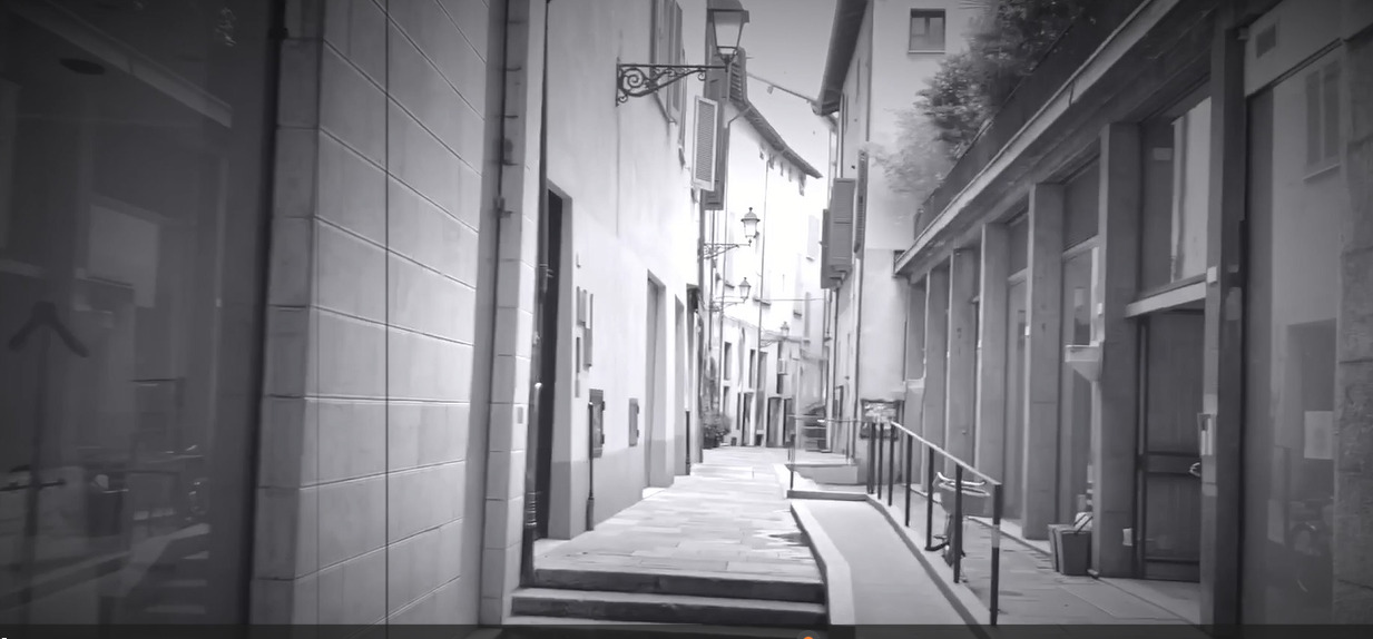 Era la via Condotti dei reggiani, vicolo Trivelli oggi (video-servizio ...