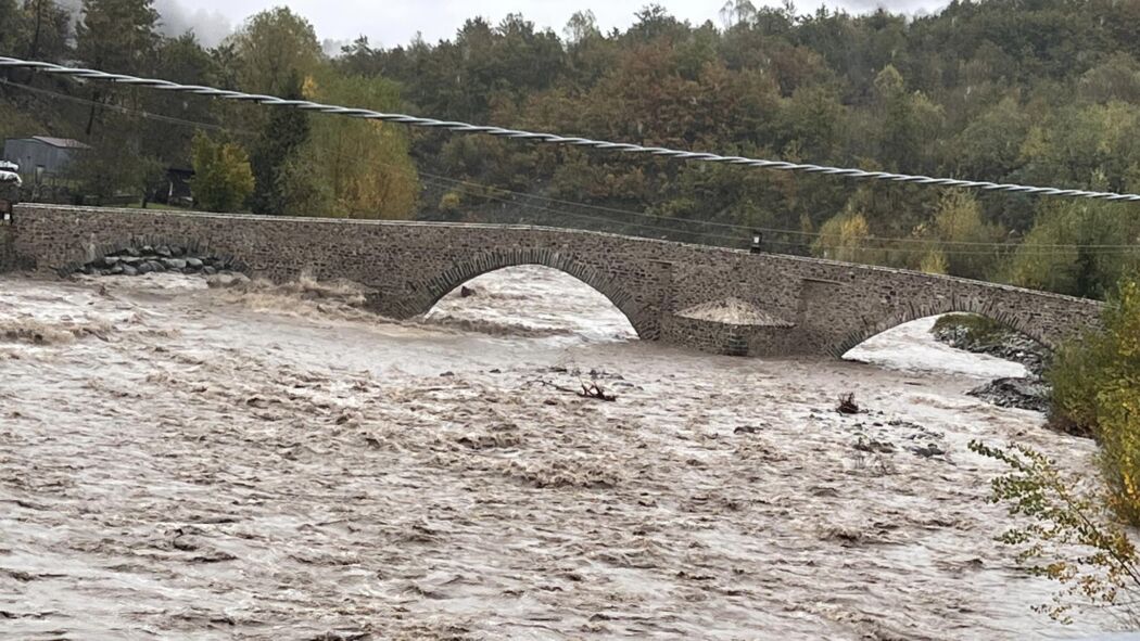 Allerta per i fiumi in piena nel Parmense: livelli alti per il Baganza ...