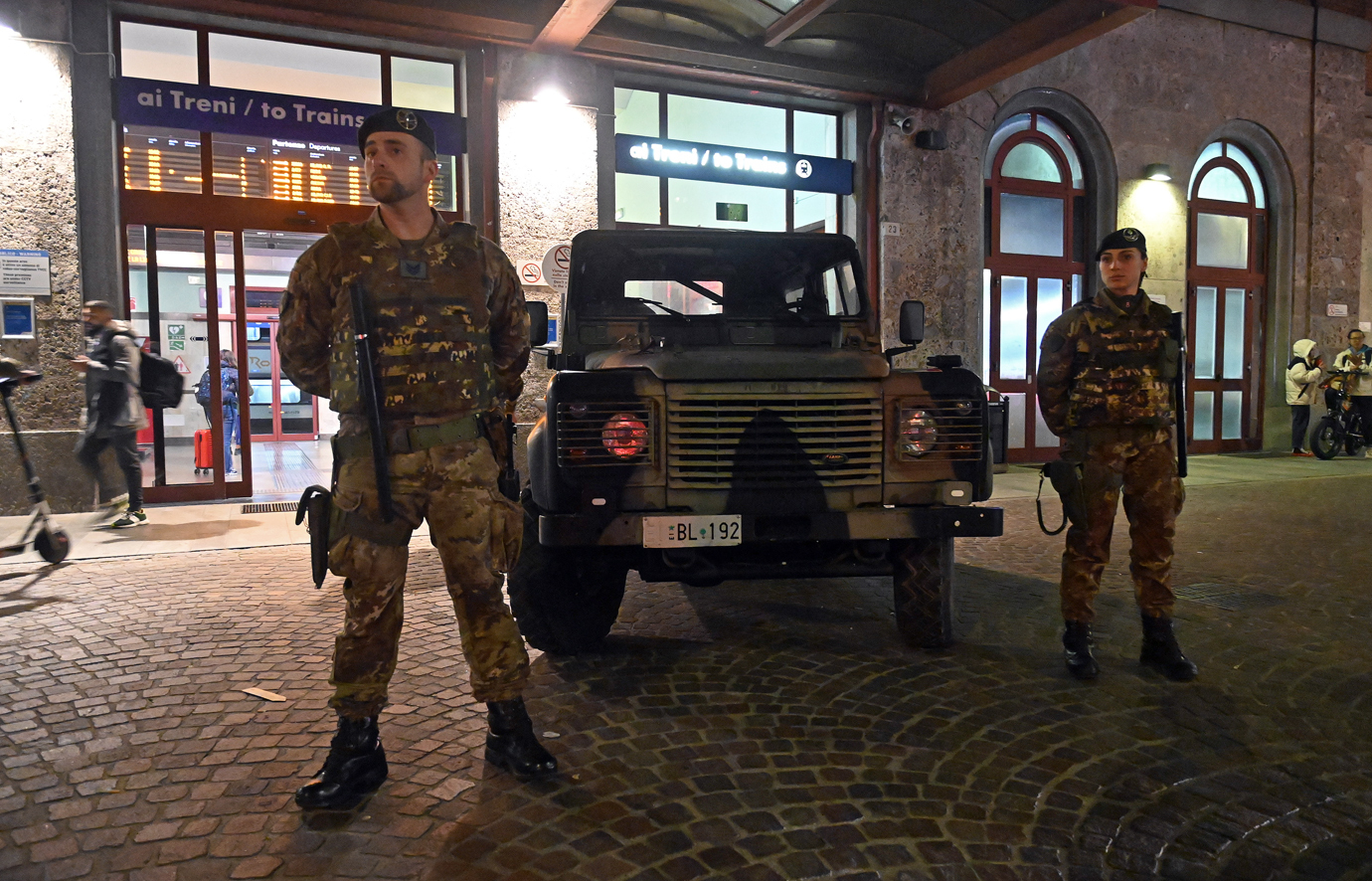 Sicurezza, i militari entrano in servizio alla stazione di Parma | 24Emilia