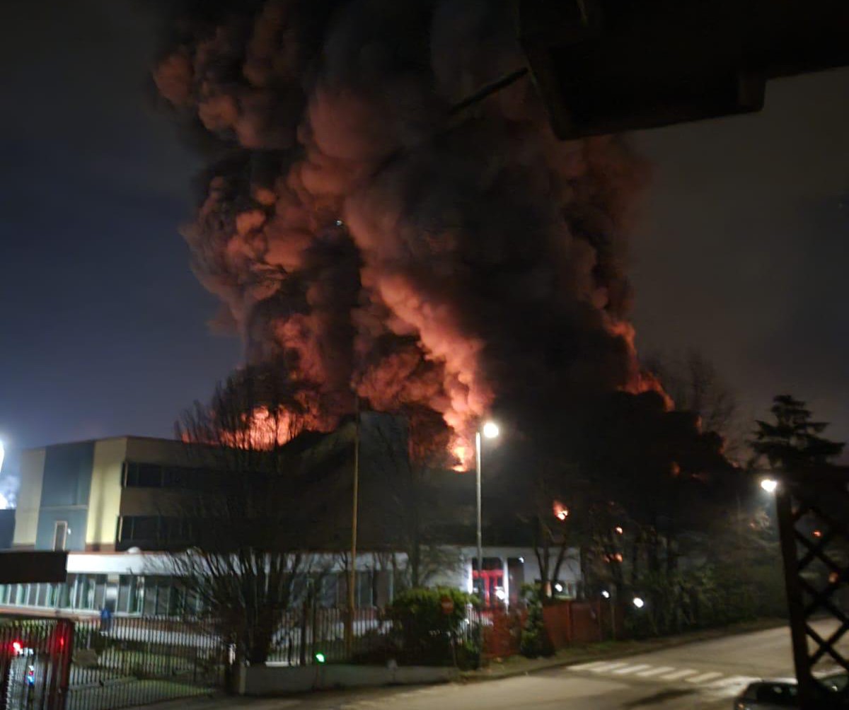 Esplosioni e incendio all’Inalca di Reggio. Arpae: “Valori degli ...